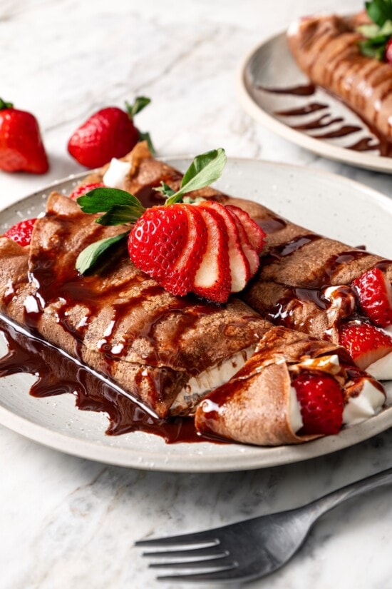 Chocolate Crepes with Strawberries | Skinnytaste