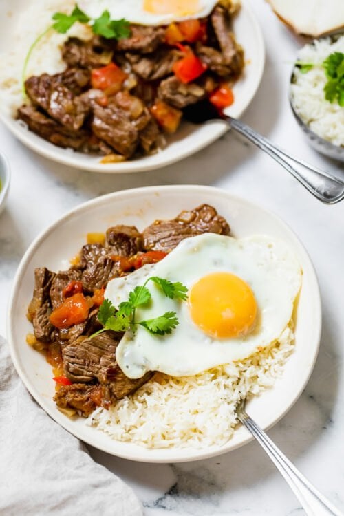 Carne en Bistec – Colombian Steak with Onions and Tomatoes – Nature's ...