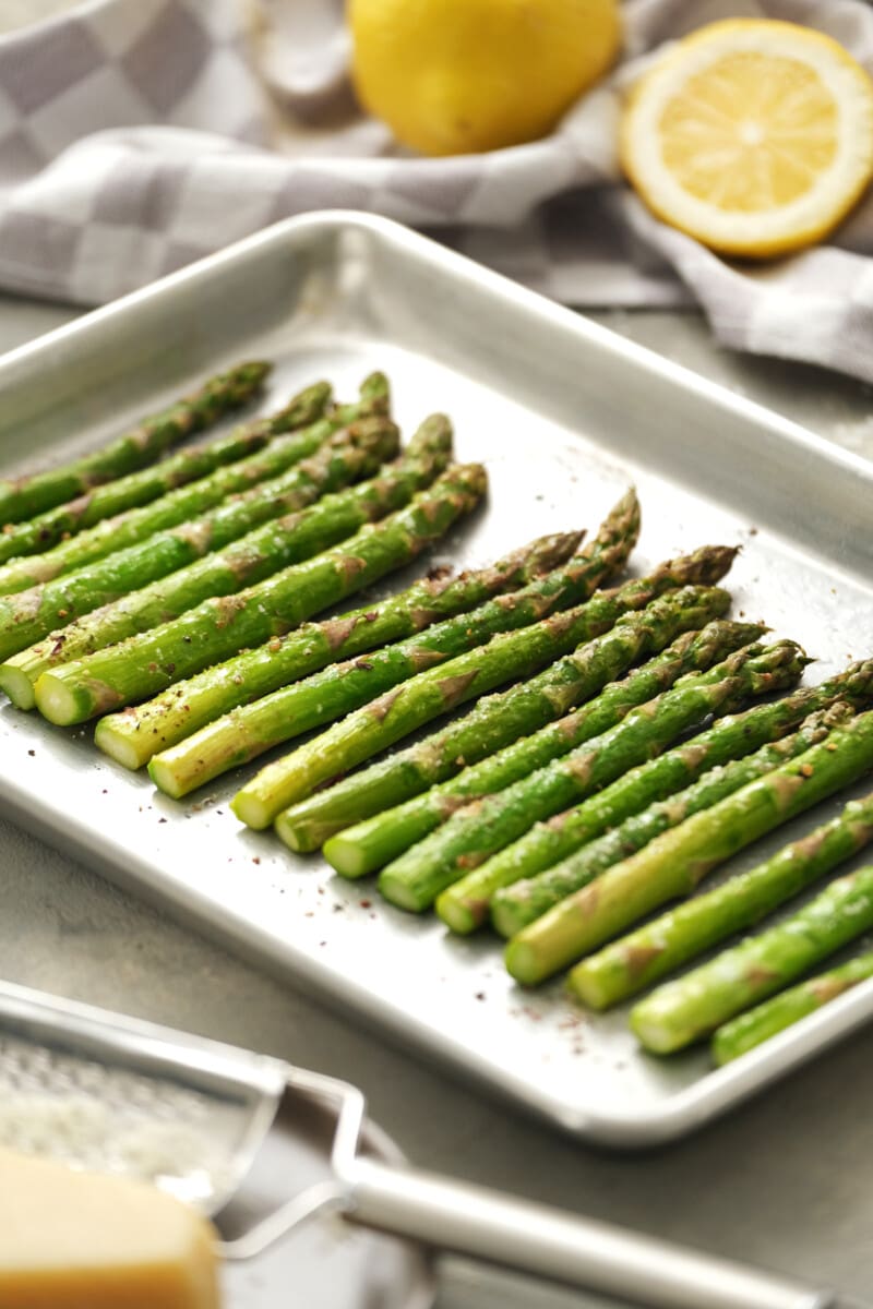 Roasted Asparagus | Easy Vegetable Side Dish - Skinnytaste