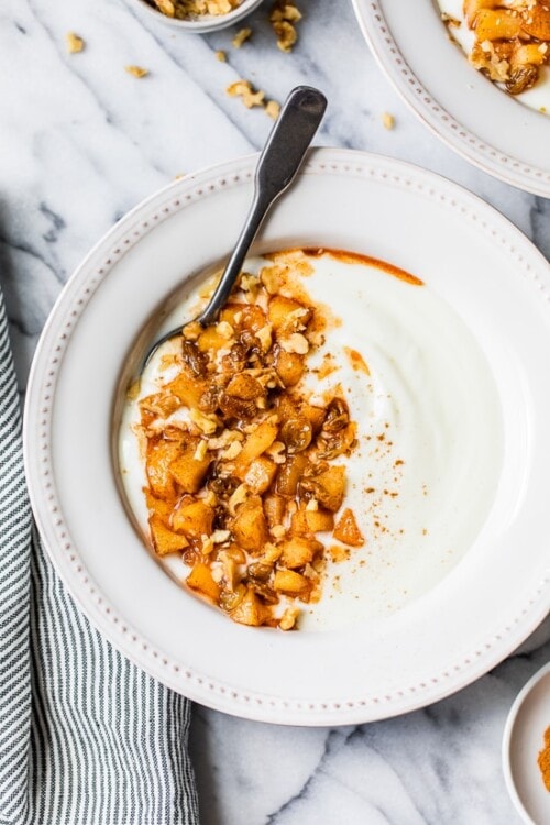 Cinnamon Apple Yogurt Bowls - Skinnytaste