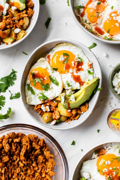 Turkey Chorizo Breakfast Bowls (also great for dinner!) - Skinnytaste