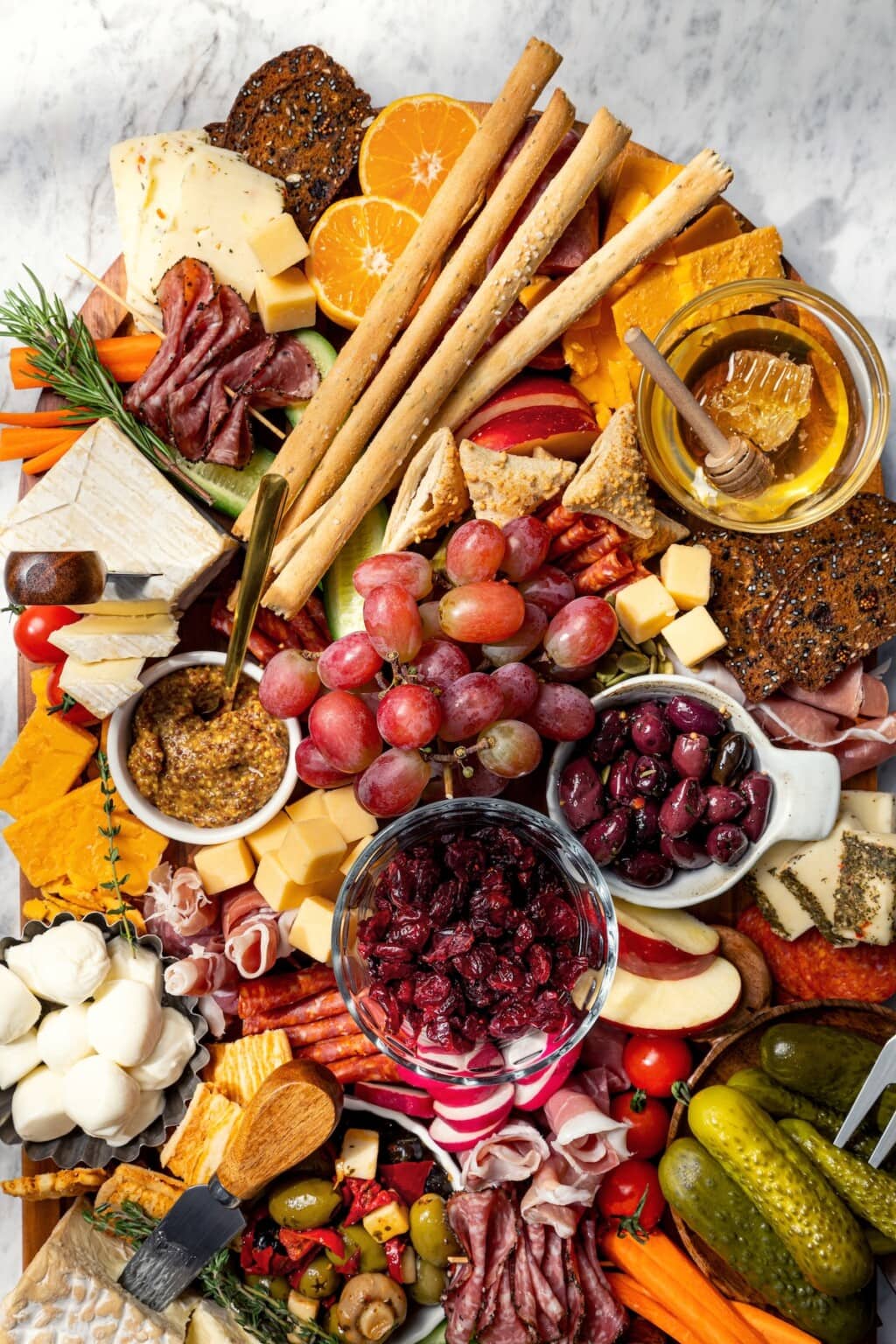 How to Make a Charcuterie and Cheese Board | Skinnytaste
