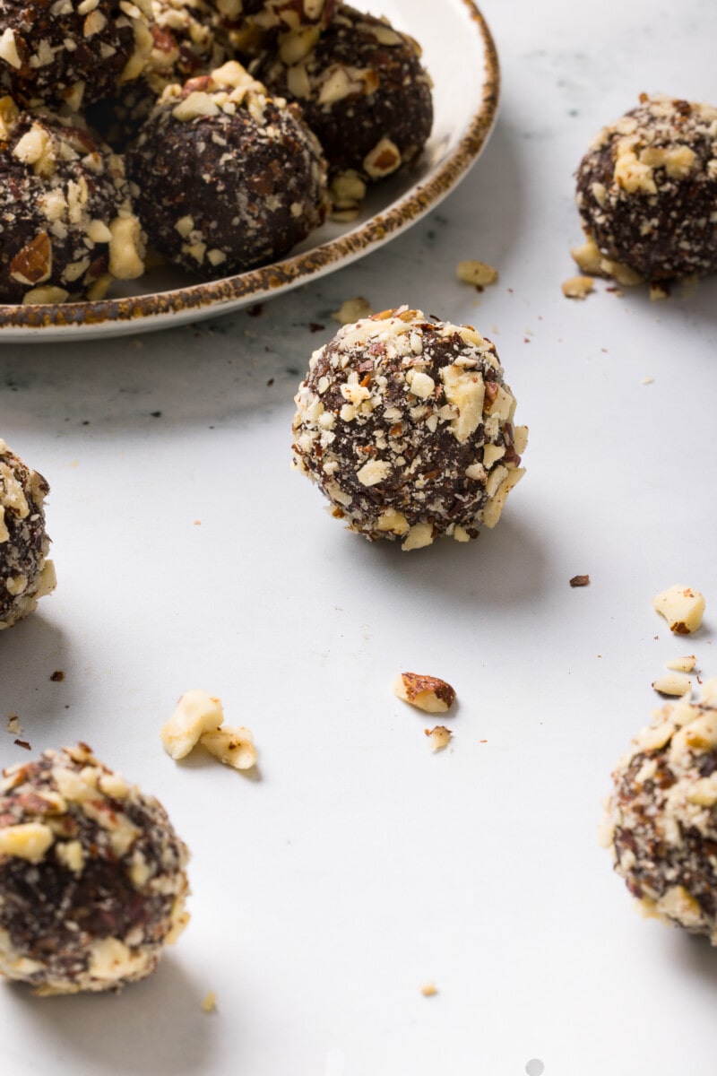 Homemade Ferrero Rocher (Hazelnut) Date Balls - Skinnytaste