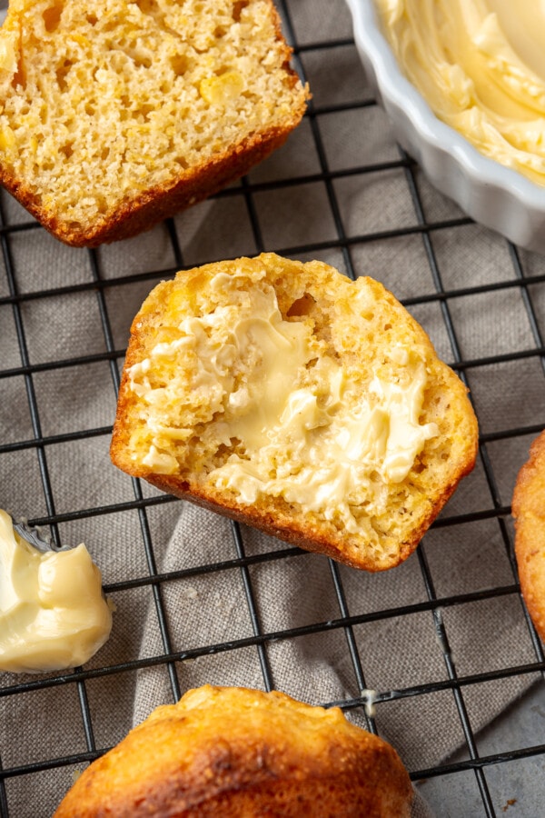 Cornbread Muffins - Skinnytaste