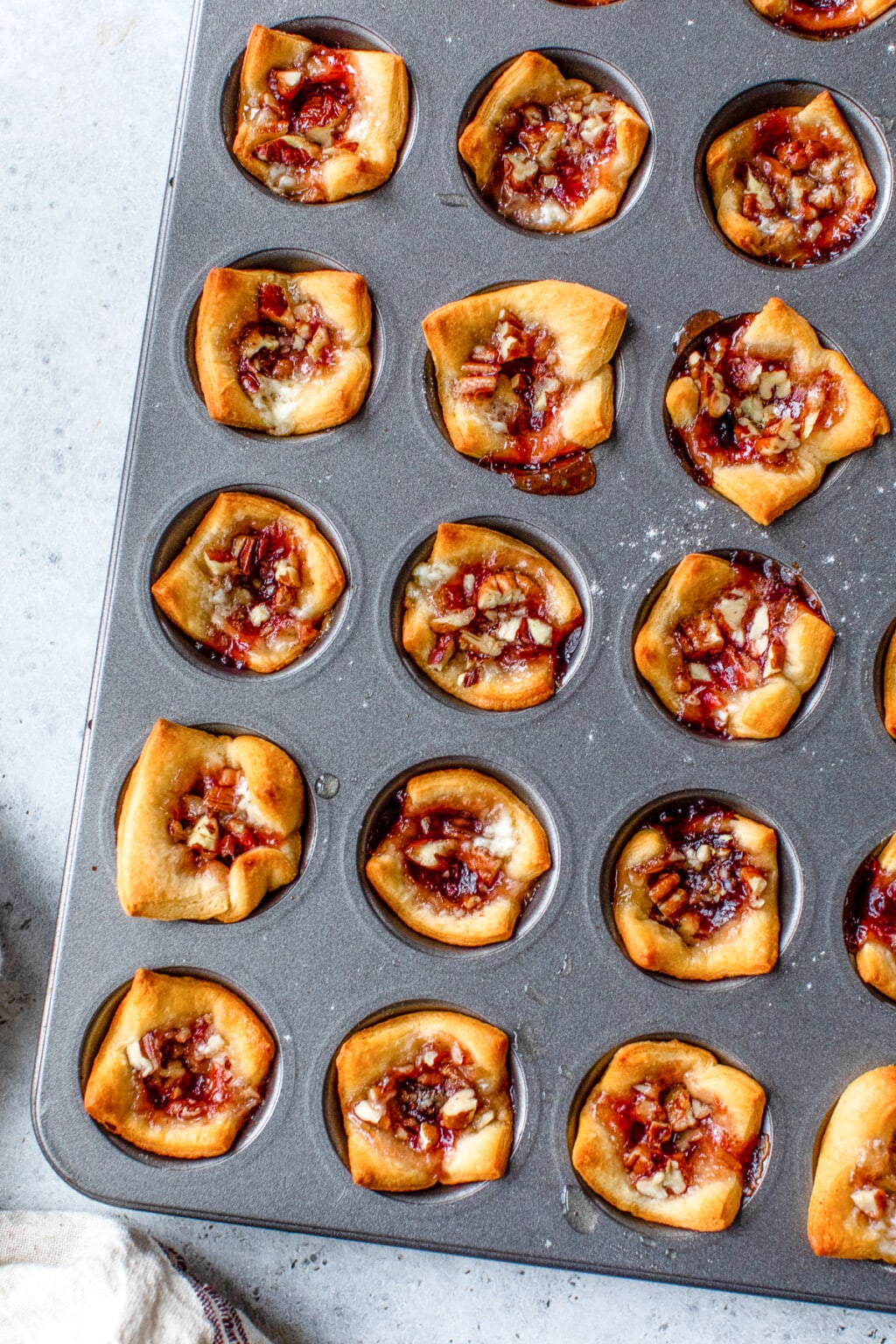 Baked Brie Bites (With Crescent Rolls) - Skinnytaste