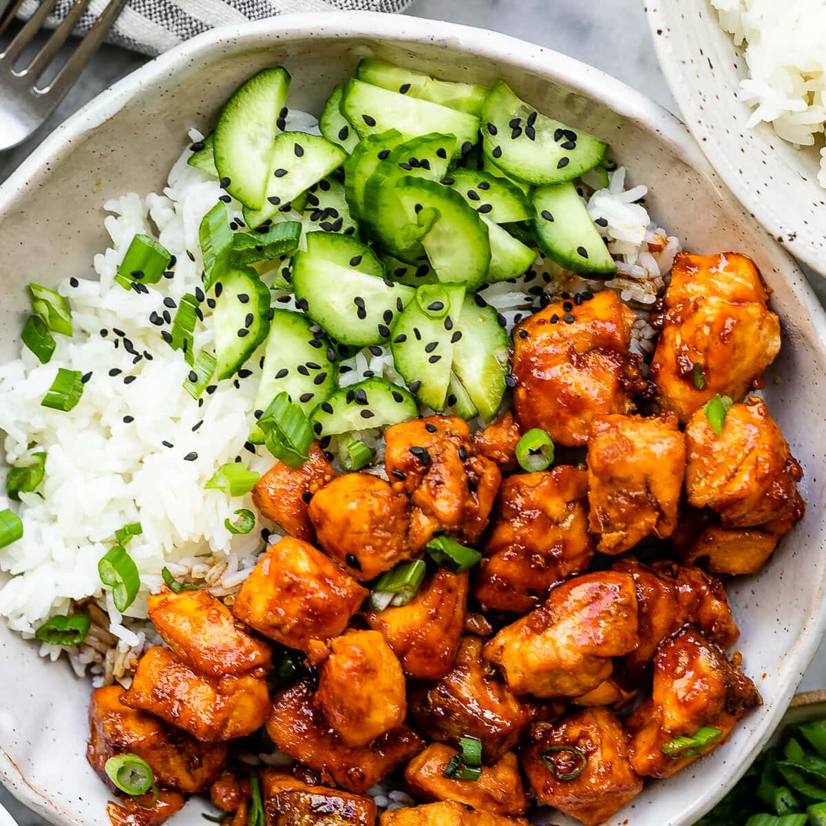 Korean-Inspired Salmon Rice Bowl - Recipe Chronicle