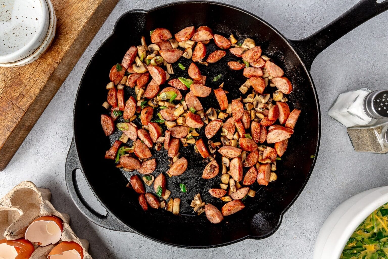 The 4 Best Cast Iron Skillets of 2024 - Skinnytaste