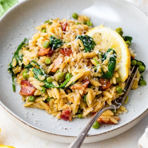 Orzo with Bacon, Leeks, Peas, Spinach and Lemon - Skinnytaste